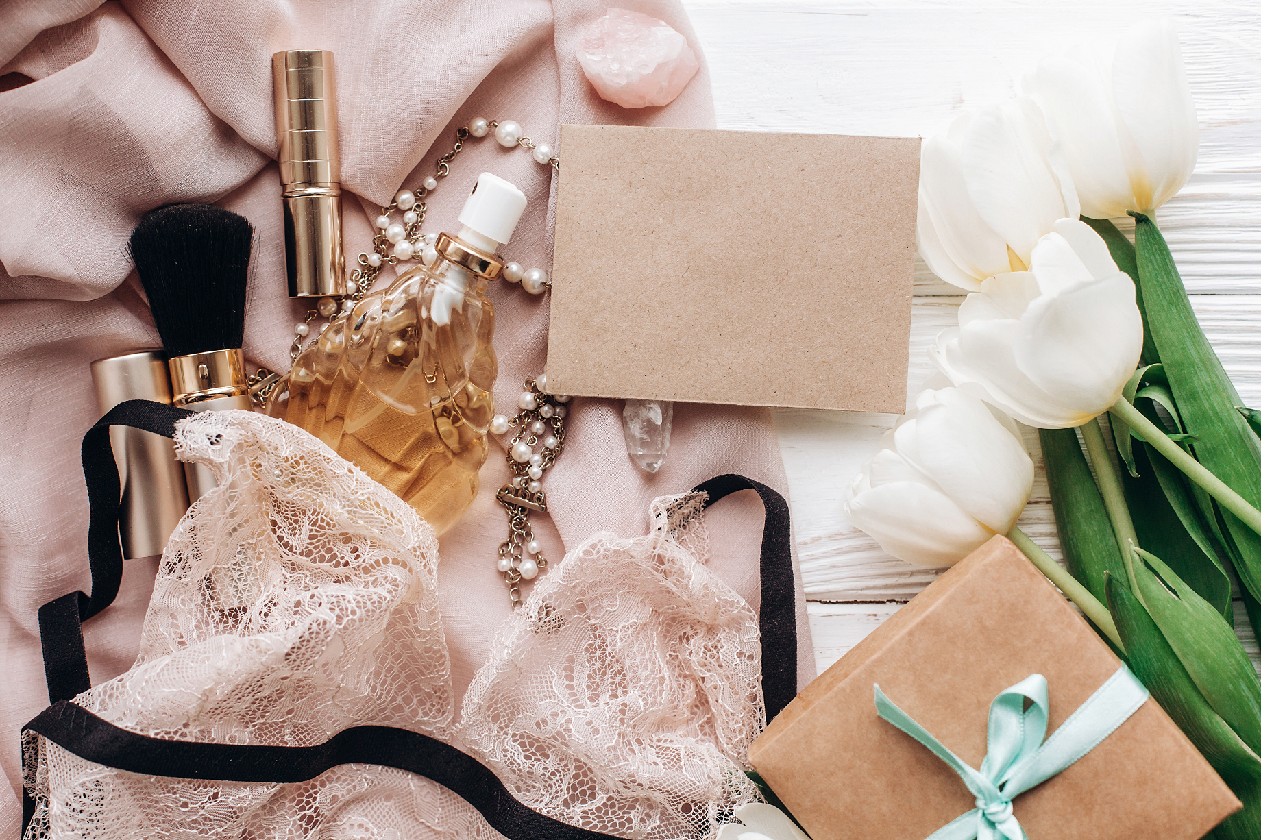 Seduction in a bottle: Lingerie-inspired perfumes - Scentbird