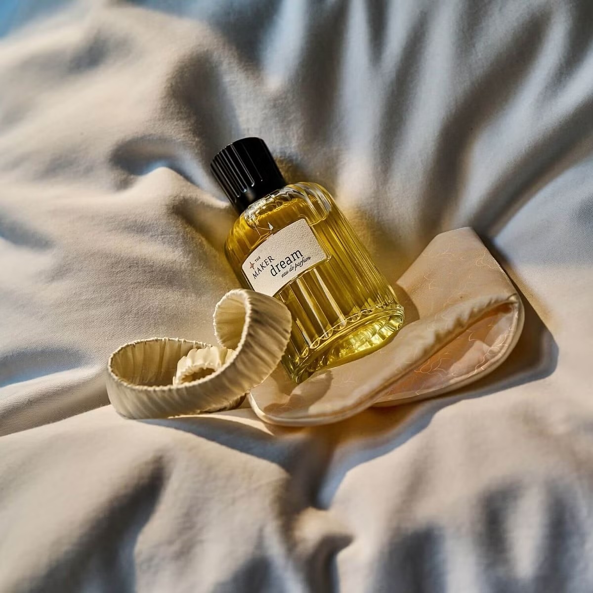 Our Perfume and Cologne of the Month: Deck of Scarlet Siren Spell and ...