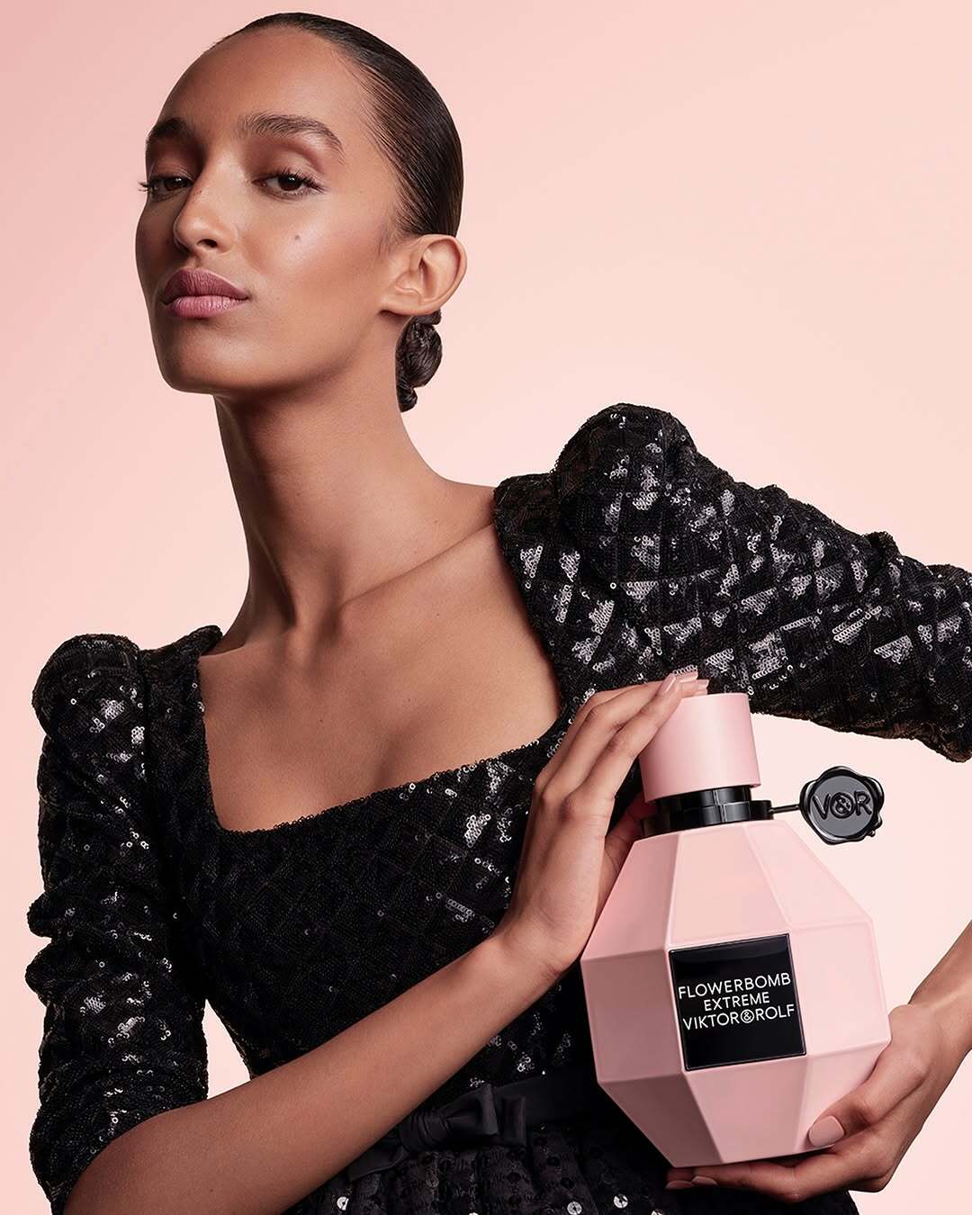 Flowerbomb Extreme: Celebrating 20 Years of Iconic Scent