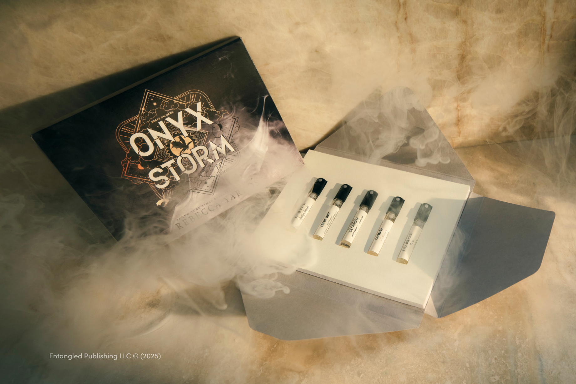 The Onyx Storm × Scentbird Discovery Set